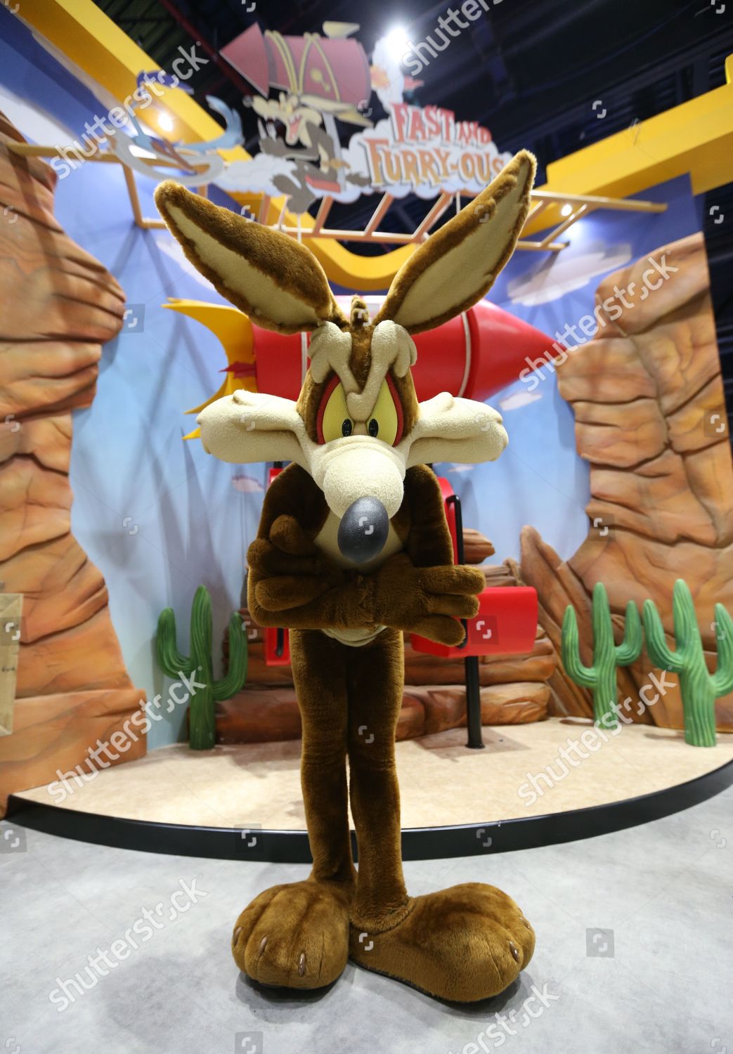 Guest Dressed Wile E Coyote Character Editorial Stock Photo - Stock ...