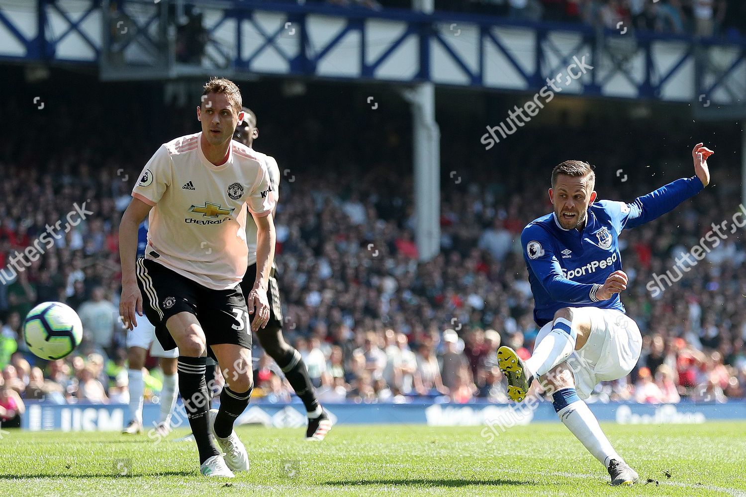 Gylfi Sigurdsson Everton Shoots Goal Editorial Stock Photo - Stock ...