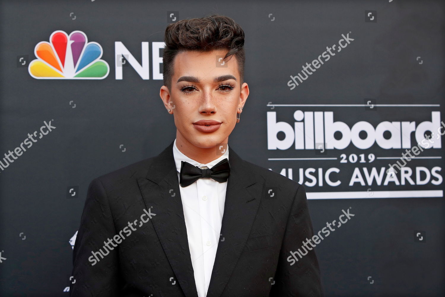 JAMES CHARLES ARRIVES 2019 BILLBOARD MUSIC Editorial Stock Photo ...