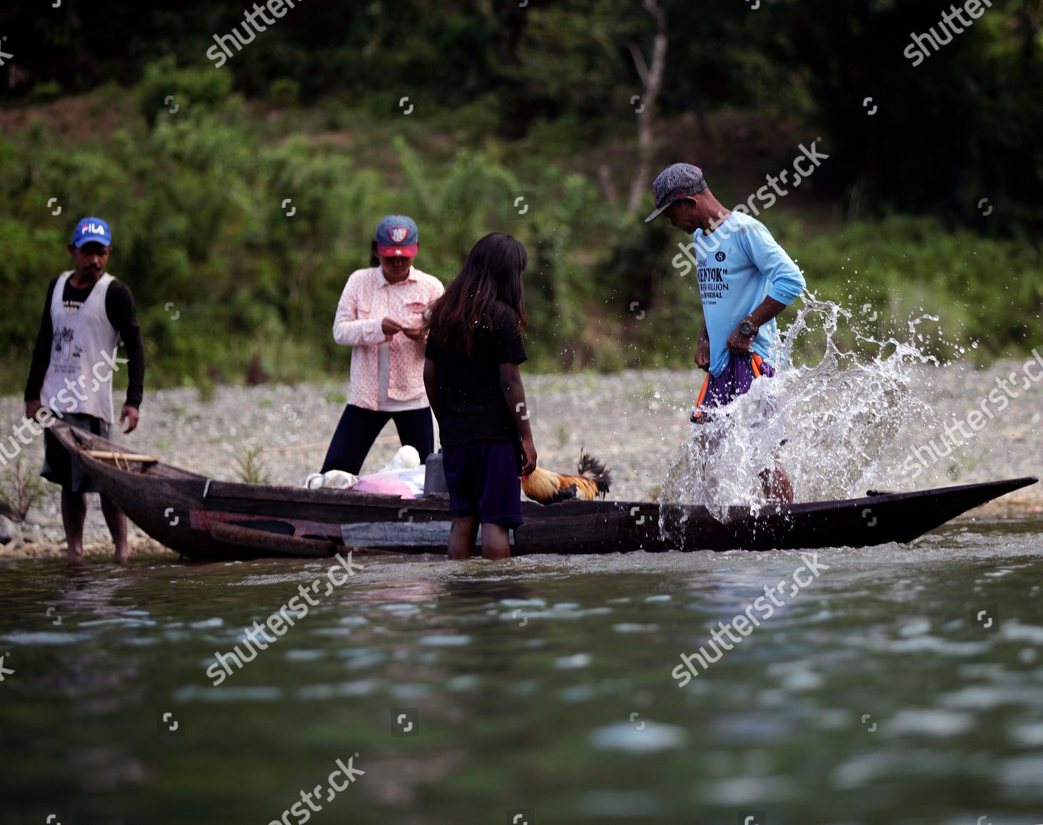 FILIPINOS BELONGING INDIGENOUS DUMAGAT TRIBE EMPTY Editorial Stock ...