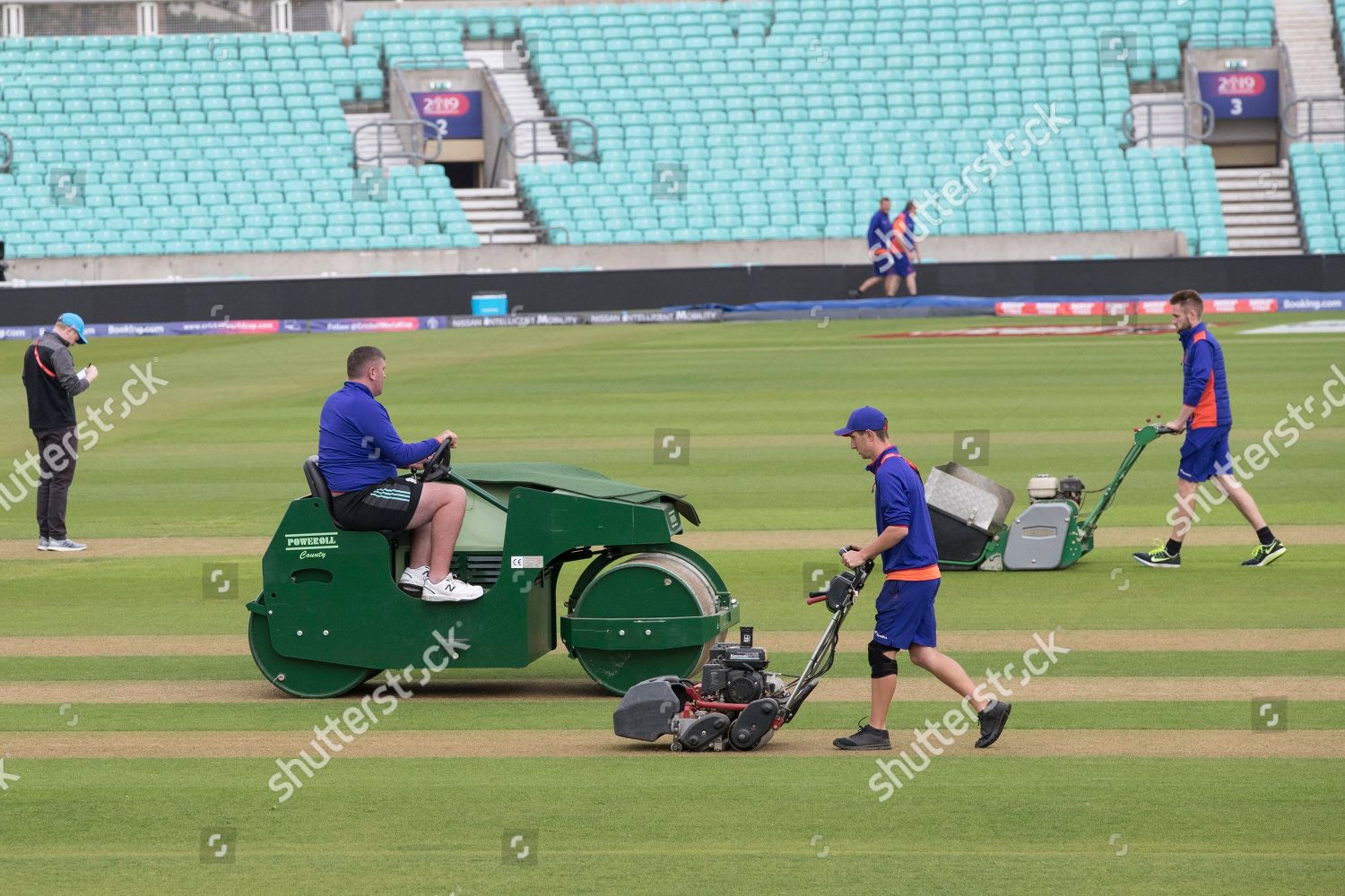 Preparation Ahead Warm Fixture Oval During Editorial Stock Photo ...