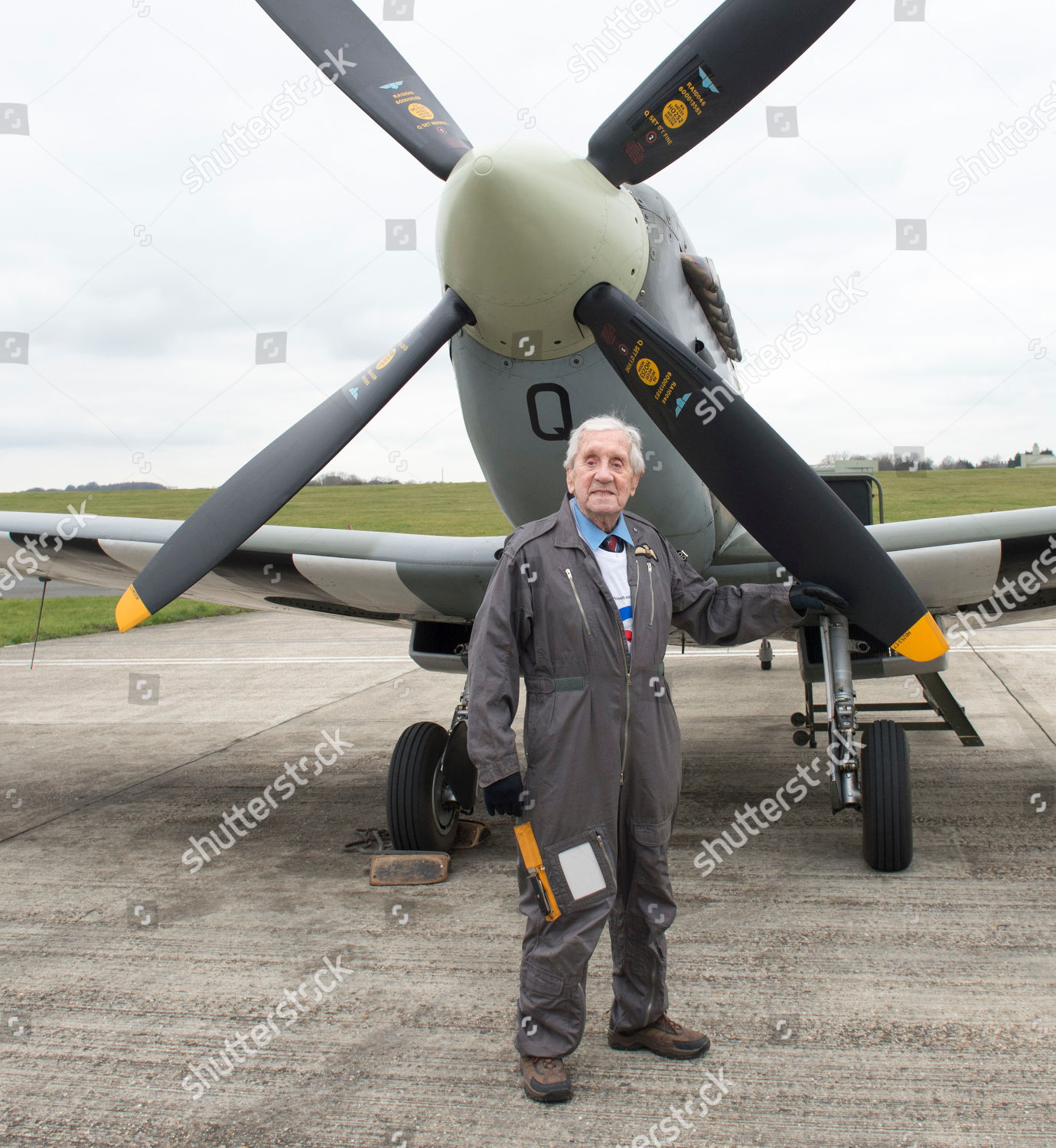 Raf Ww11 Veterans Spitfire Pilot Allan Editorial Stock Photo - Stock ...