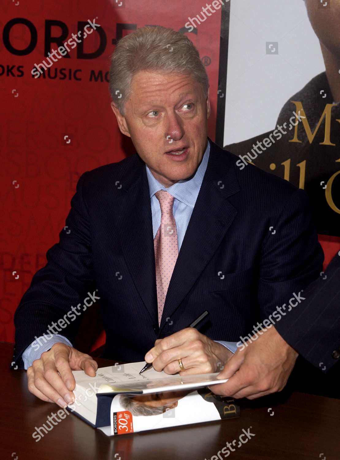 President Bill Clinton Signs Copies My Editorial Stock Photo - Stock ...