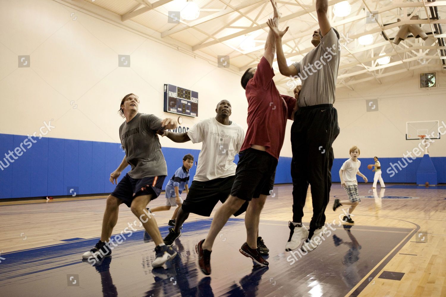 President Barack Obama Plays Basketball Senior Editorial Stock Photo ...
