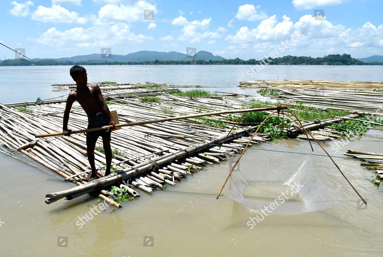 Indian Fisherman Fishing Brahmaputra River Standing Editorial Stock ...