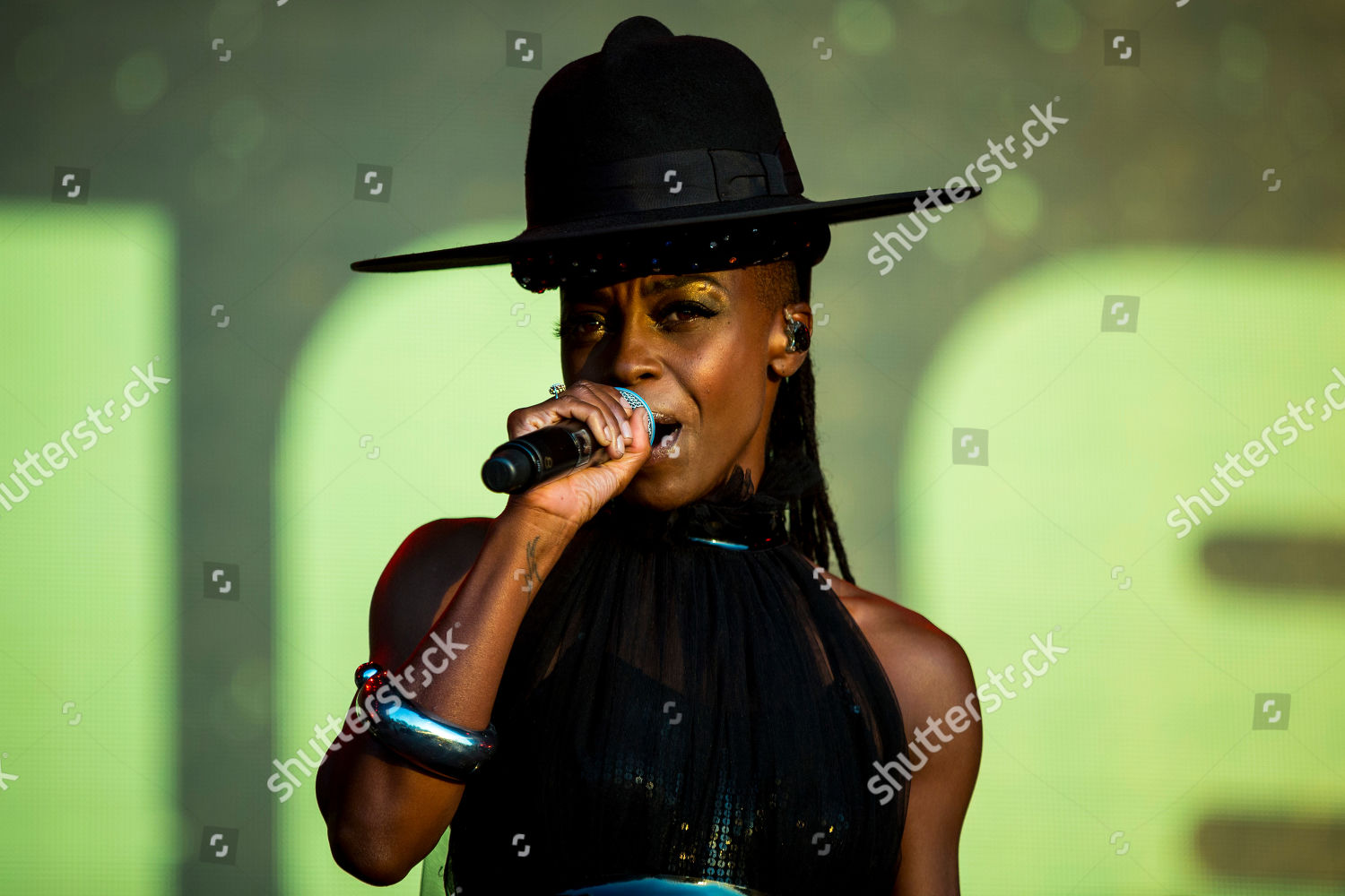 British Singer Songwriter Skye Edwards Morcheeba Editorial Stock Photo ...