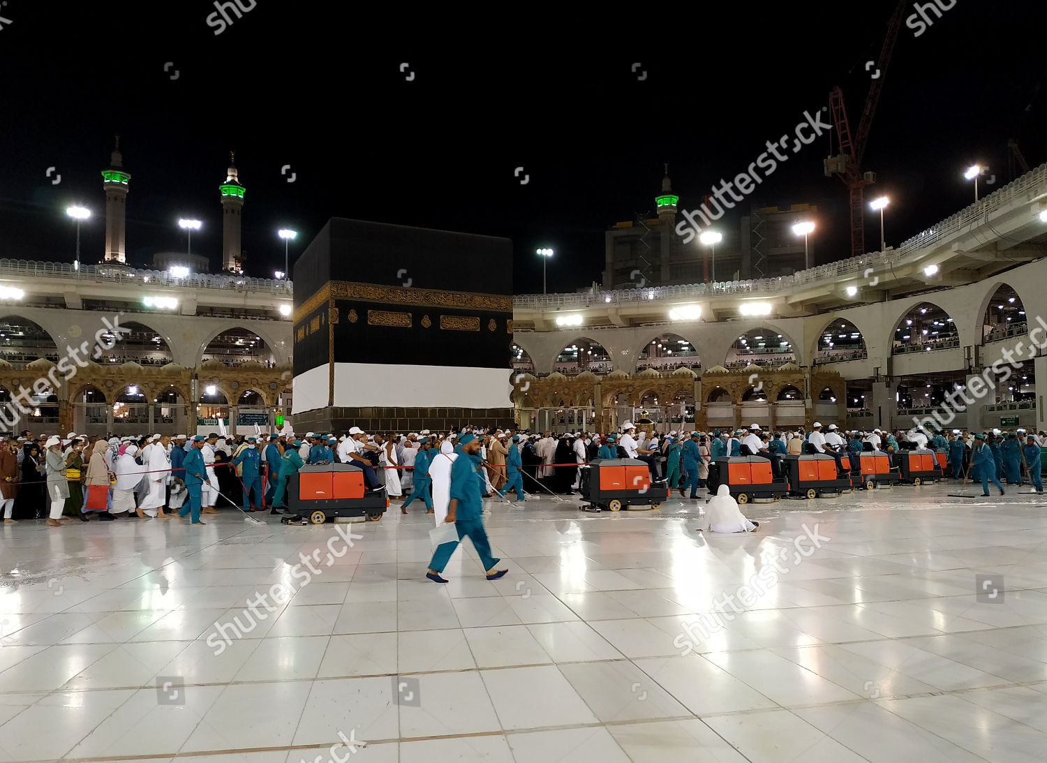 Workers Clean Floor Holy Kaaba Grand Editorial Stock Photo - Stock ...