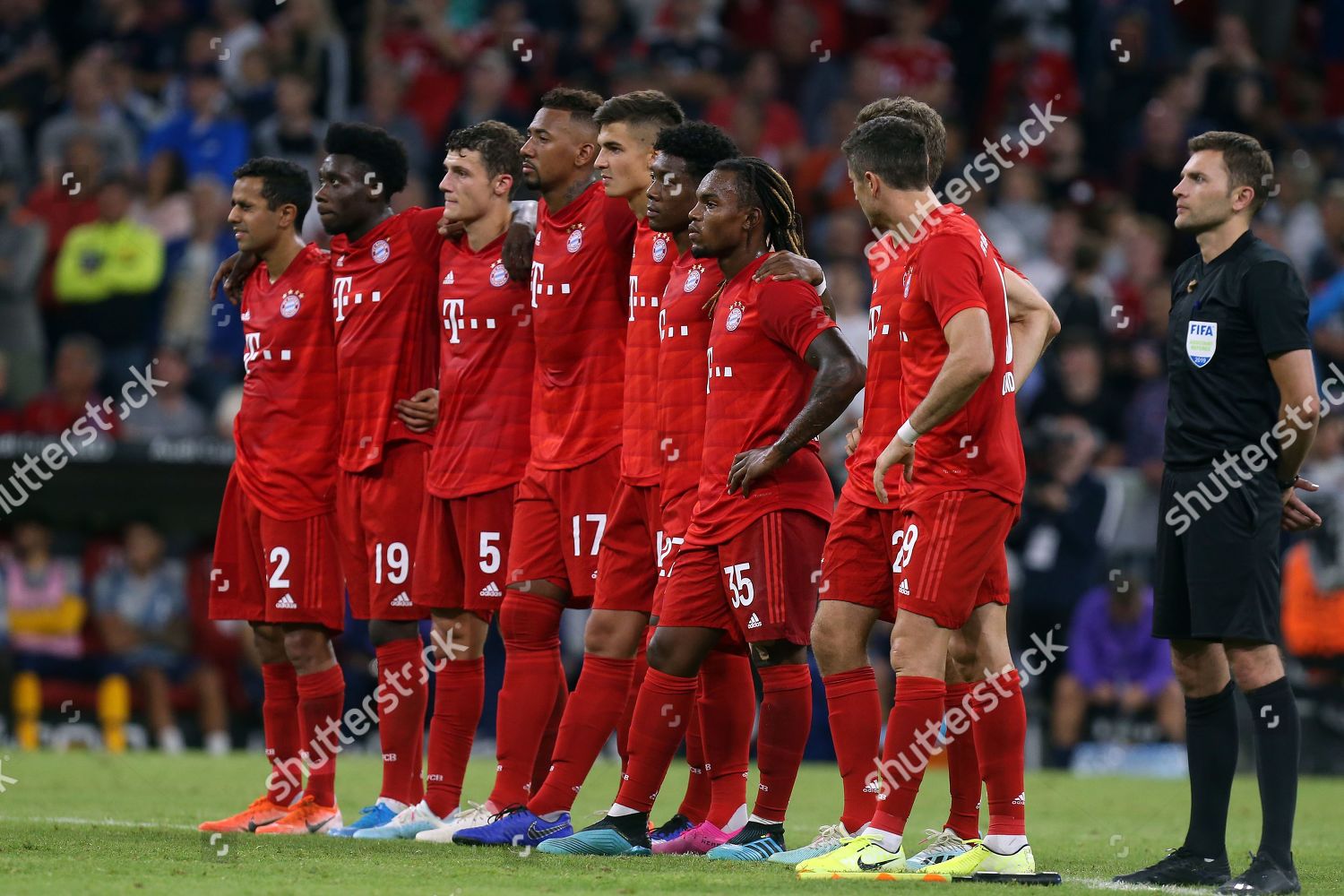 Bayern Munich Players Watch Penalty Shoot Editorial Stock Photo - Stock ...