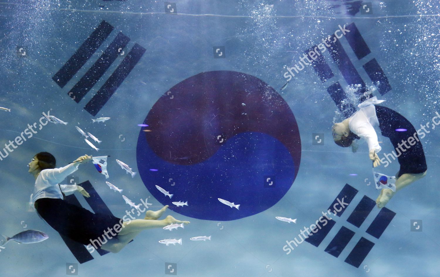 South Korean Divers Wearing Costumes Perform Editorial Stock Photo ...