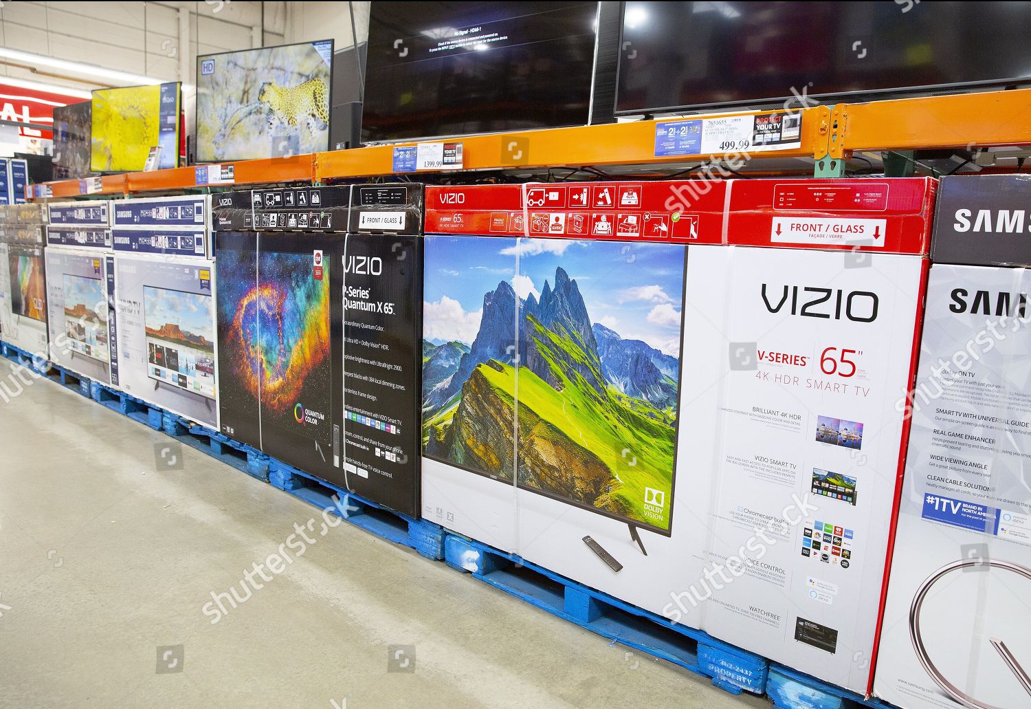 Large Televisions On Display Costco Club Editorial Stock Photo - Stock ...