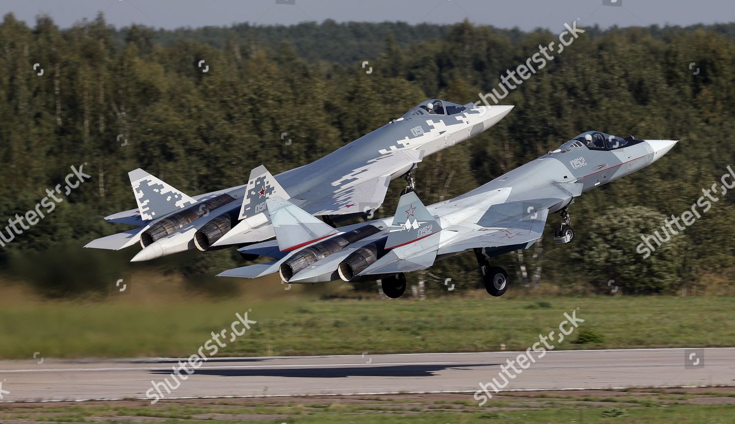 Russian Sukhoi Su 57 Fifthgeneration Fighters Editorial Stock Photo ...
