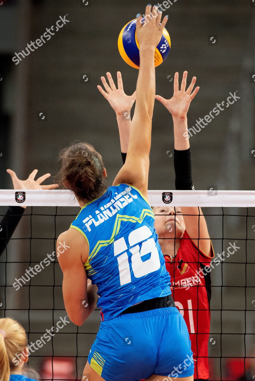 fotos de Camilla Weitzel Back Germany Sasa Planinsec - Foto de stock de ...