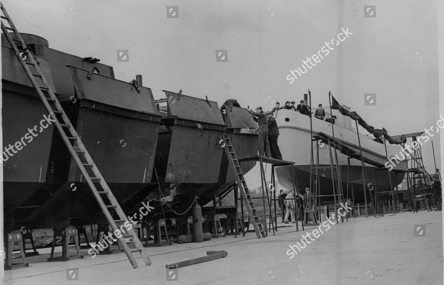 Wwii Britain Munitions Shipbuilding Mass Production Editorial Stock ...