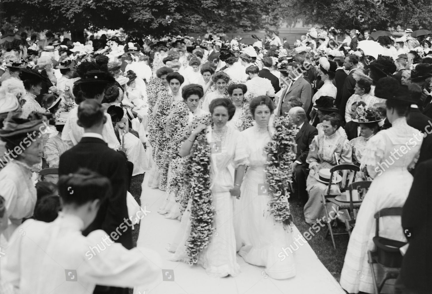 Vassar College Graduates Enter Their Graduation Editorial Stock Photo ...