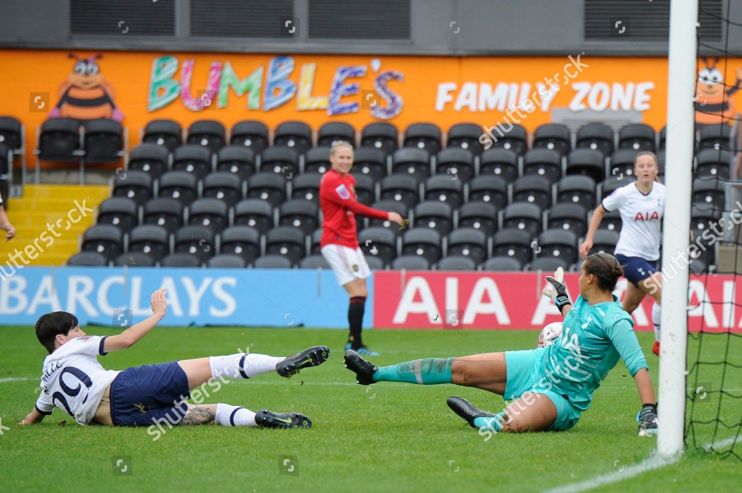 Ashleigh Neville Tottenham Hotspur Women Scores Editorial Stock Photo ...