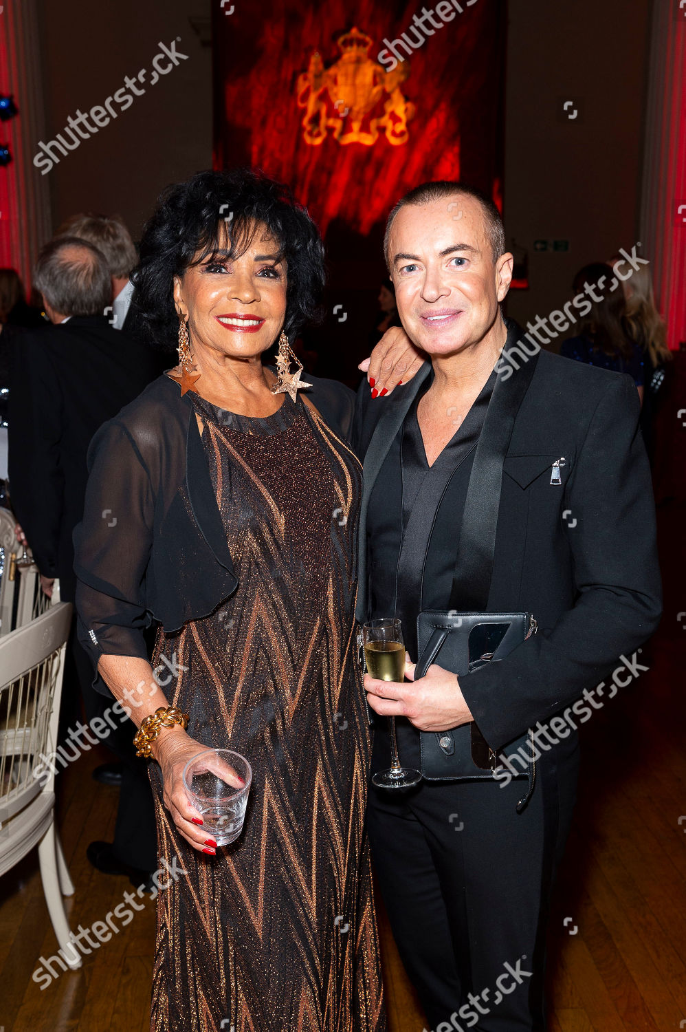 DAME SHIRLEY BASSEY JULIEN MACDONALD Editorial Stock Photo - Stock ...
