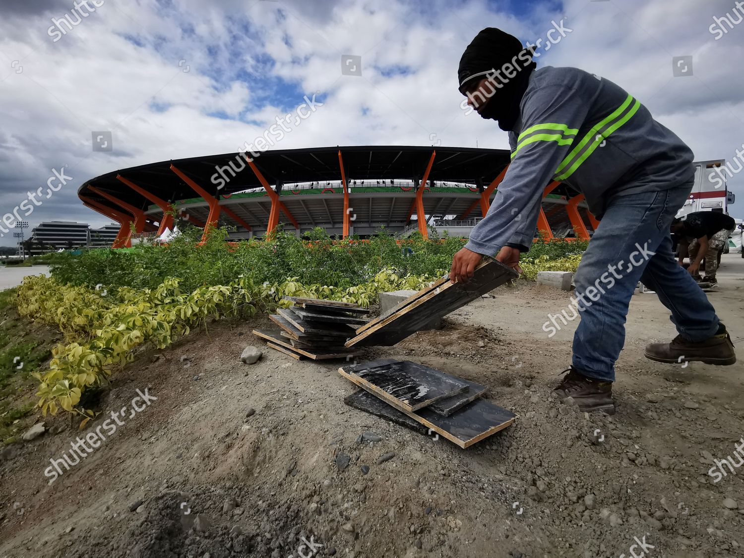 Filipino Laborer Clears Debris Outside New Editorial Stock Photo ...