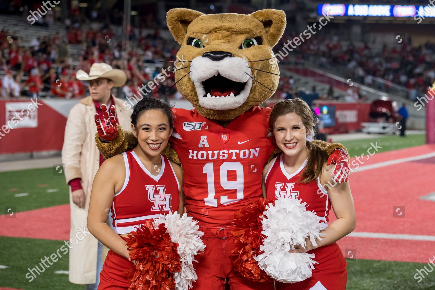Houston Cougars Mascot Shasta Poses Cheerleaders Editorial Stock Photo ...