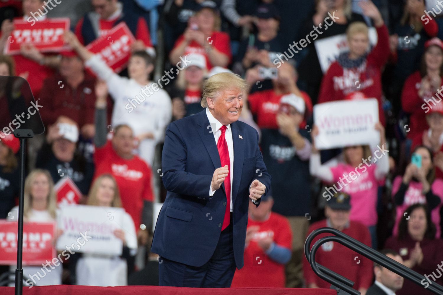 Us President Donald Trump Greets Crowd Editorial Stock Photo - Stock ...