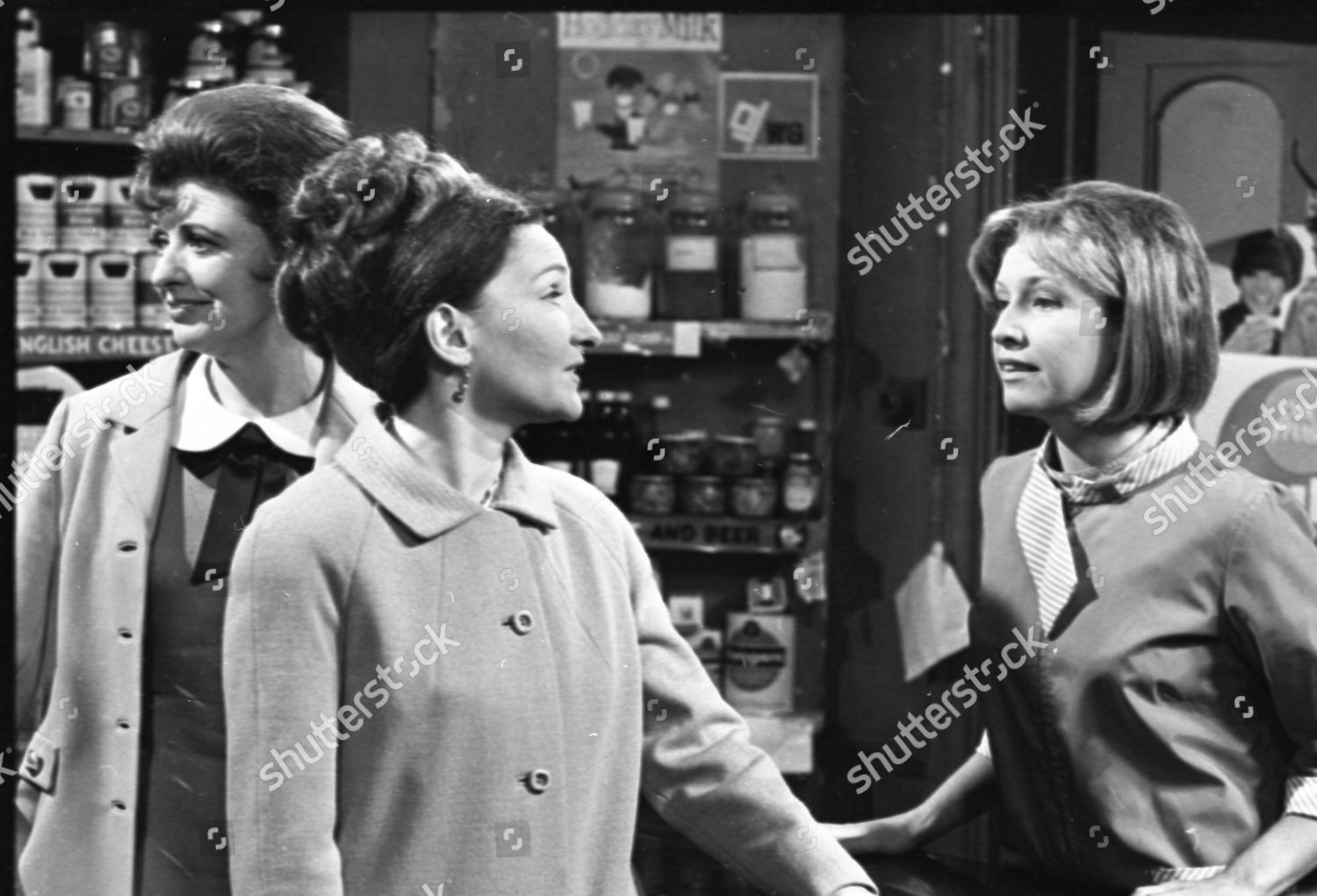 Pat Phoenix Elsie Tanner Eileen Derbyshire Editorial Stock Photo ...