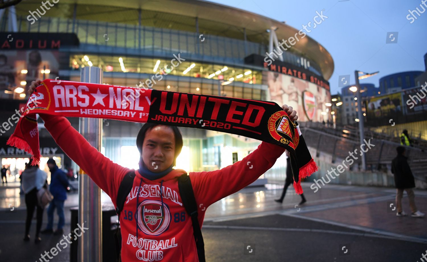 Arsenal Fan Arrives Emirates Stadium Ahead Editorial Stock Photo ...