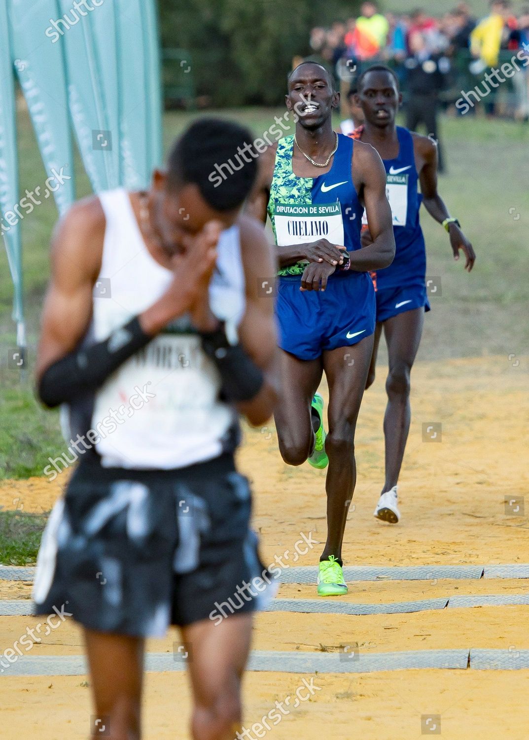 Ethiopian Athlete Tadese Worku L Celebrates Editorial Stock Photo ...