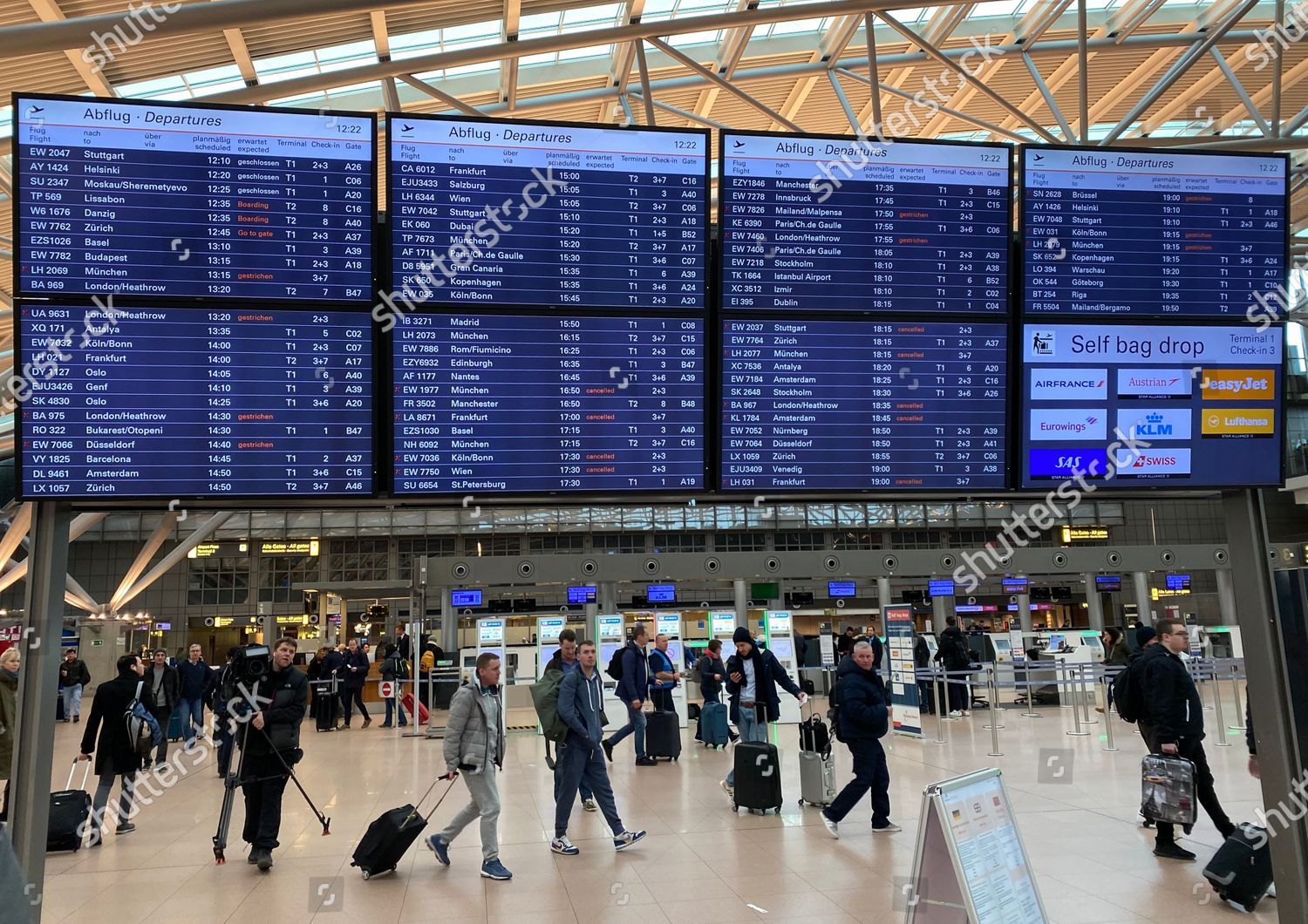 Commuters Look Display Boards Displayig Cancelled Editorial Stock Photo ...