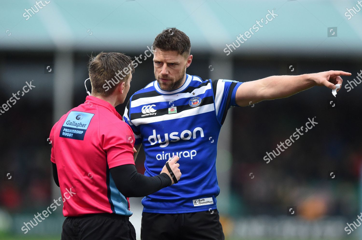 Rhys Priestland Bath Rugby Speaks Referee Editorial Stock Photo - Stock ...