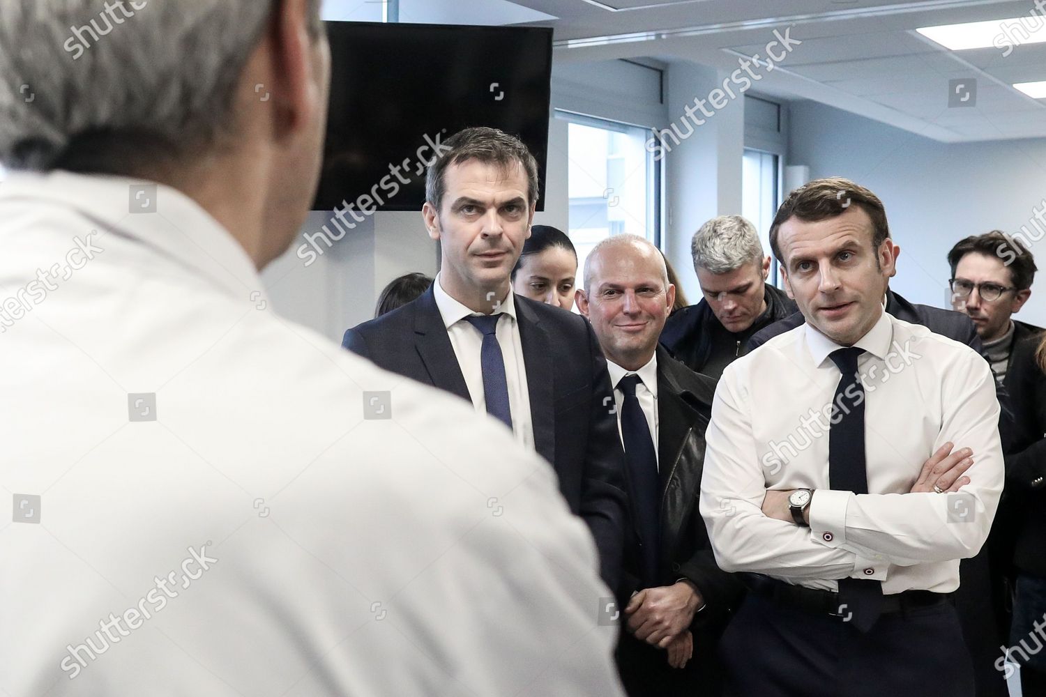 Emmanuel Macron Visits Parisian Hospital La Editorial Stock Photo ...