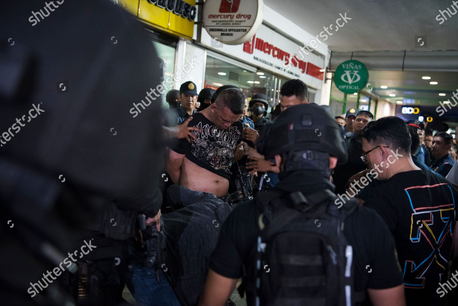 Hostage Taker Archie Paray Being Arrested Editorial Stock Photo - Stock ...