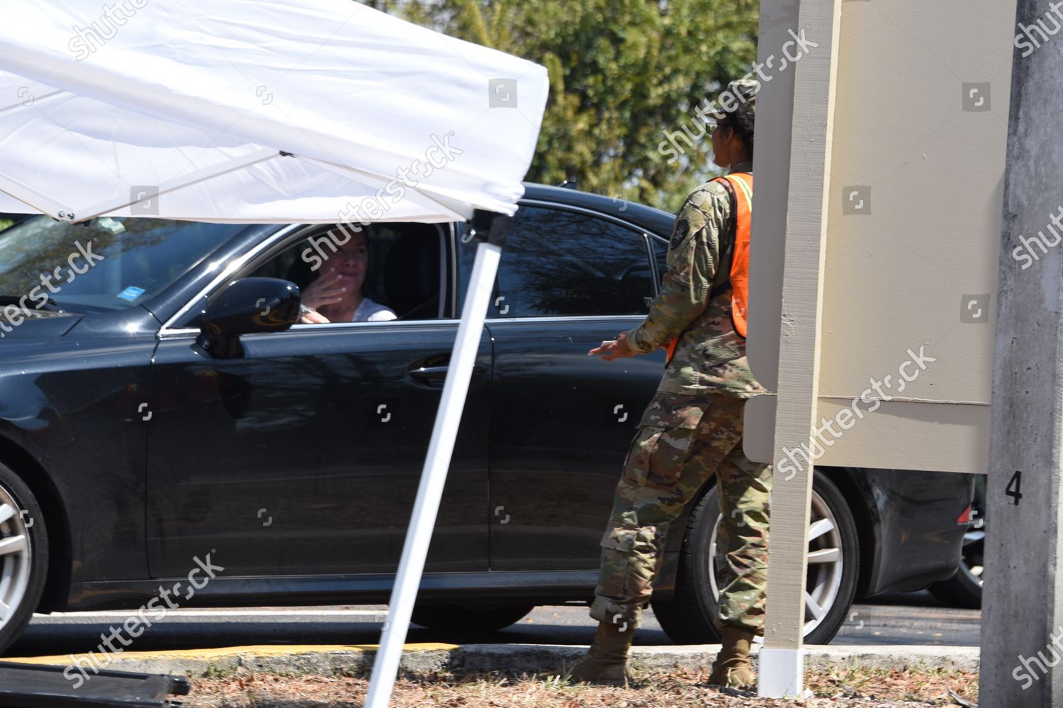 Army Personnel Check Status People Driving Editorial Stock Photo ...