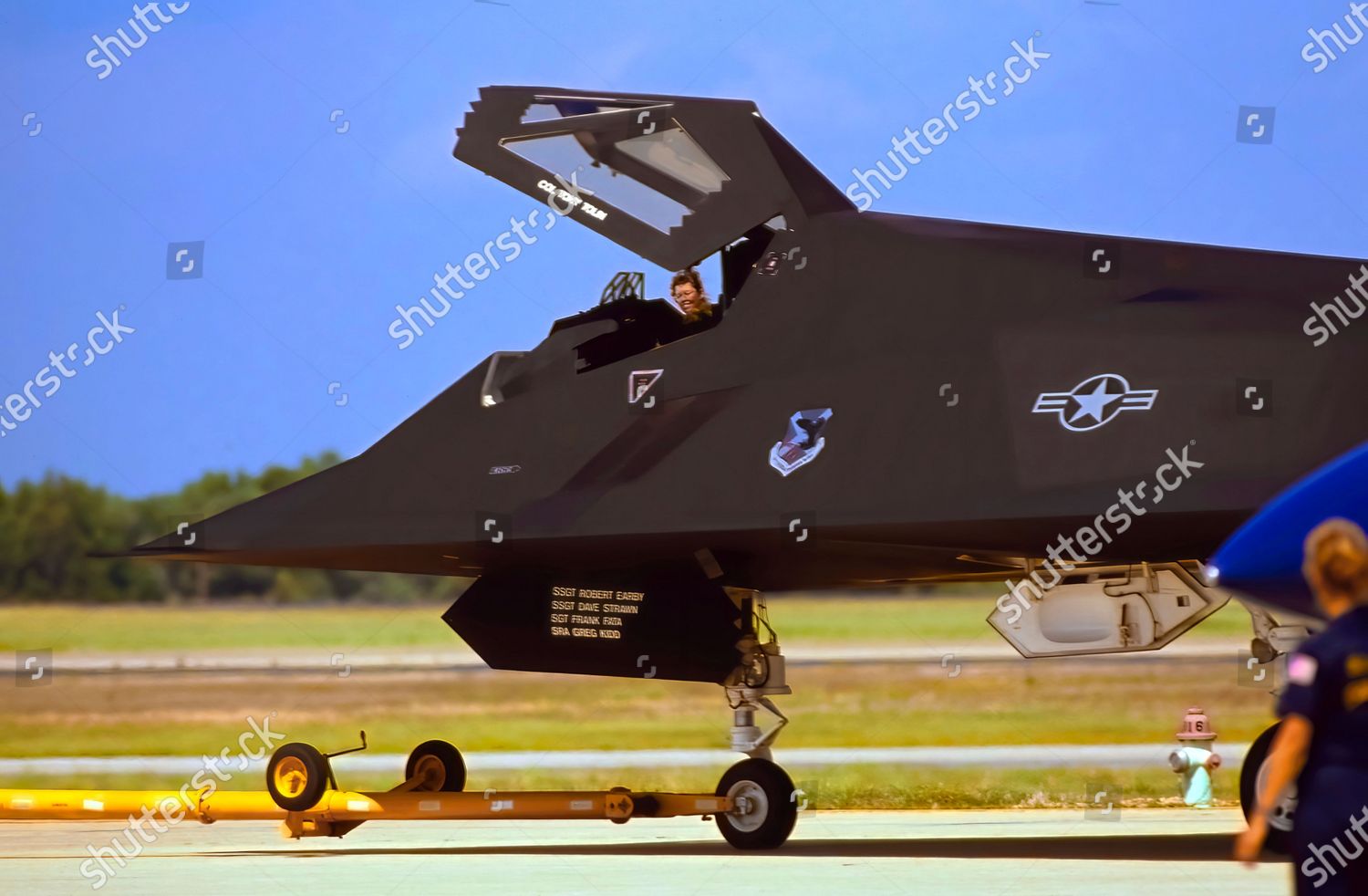 Lockheed F117 Nighthawk Stealth Fighter Taxied Editorial Stock Photo ...
