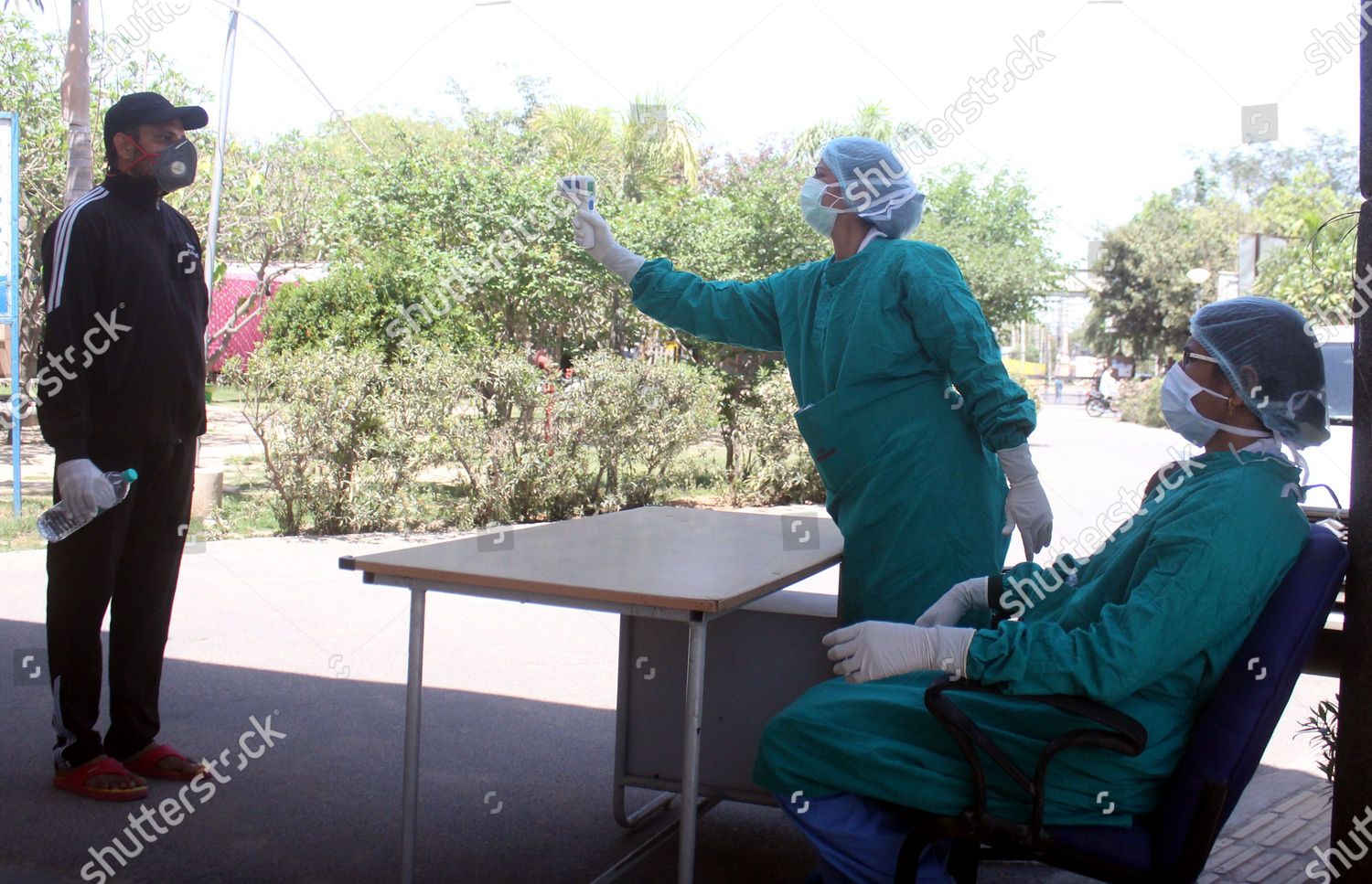 Doctors Attend Patients Outside Hospital Building Editorial Stock Photo ...