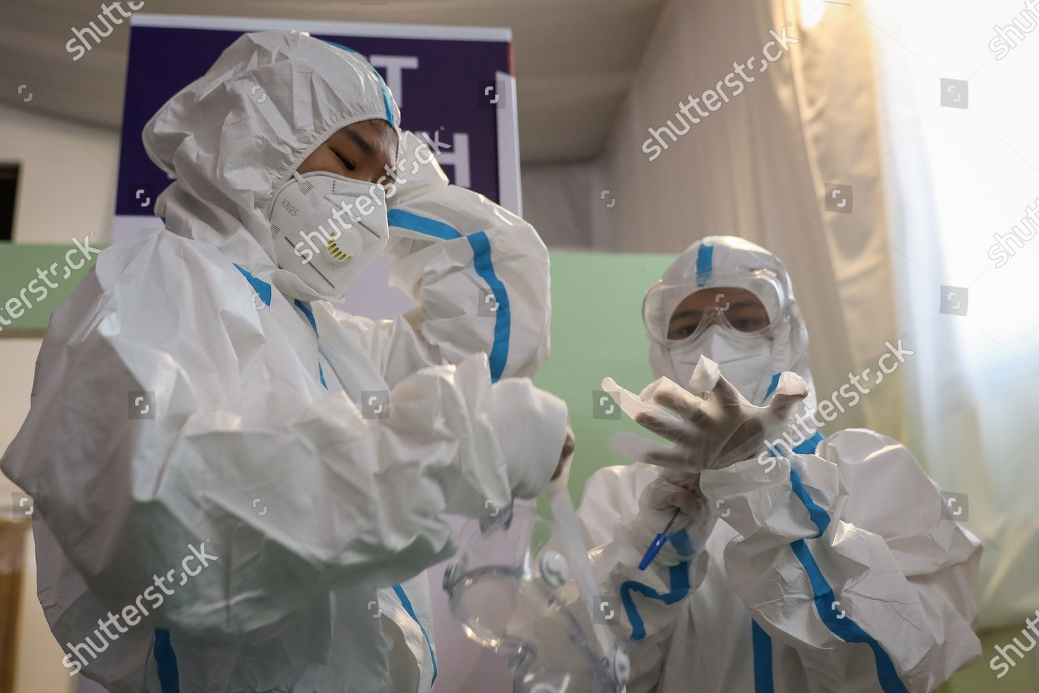 Healthcare Workers Philippine Coast Guard Put Editorial Stock Photo ...