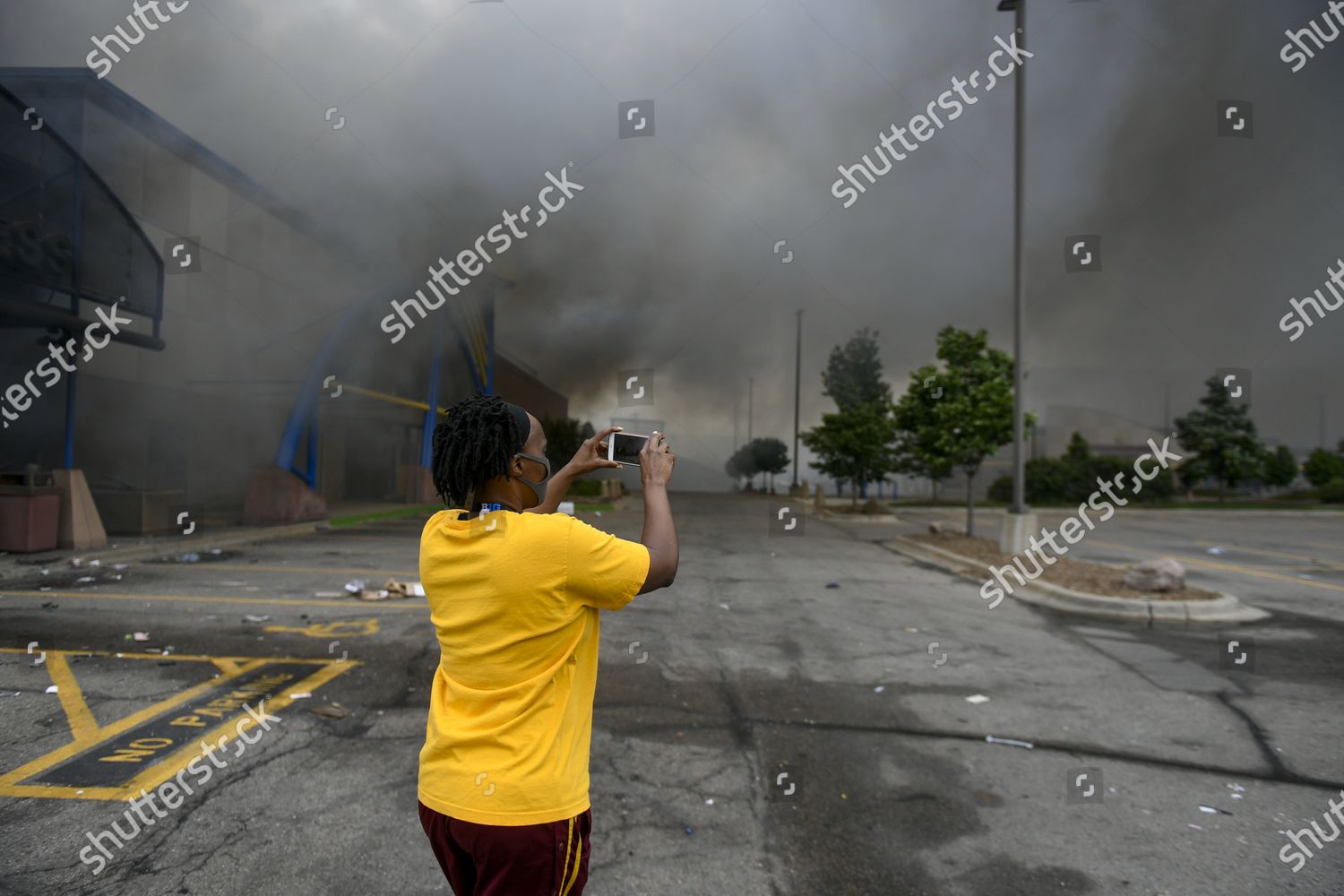 Local Resident Photographs Fire Shopping Mall Editorial Stock Photo ...