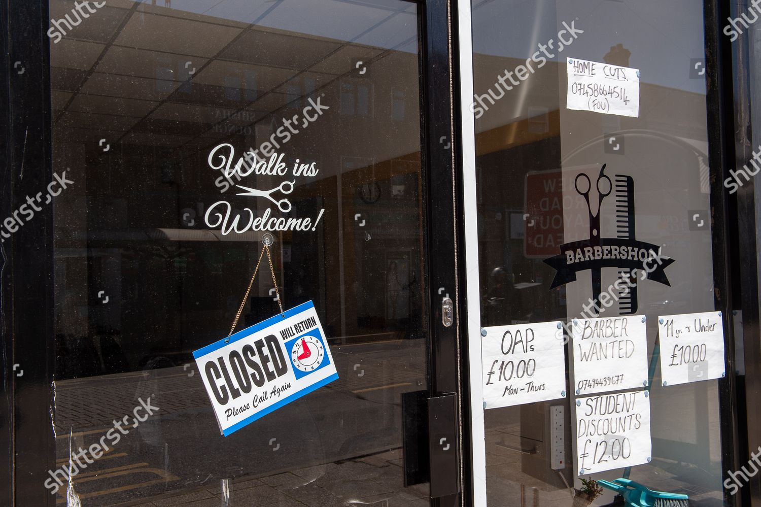 Walk Ins Welcome Sign Hairdressers Salon Editorial Stock Photo - Stock ...