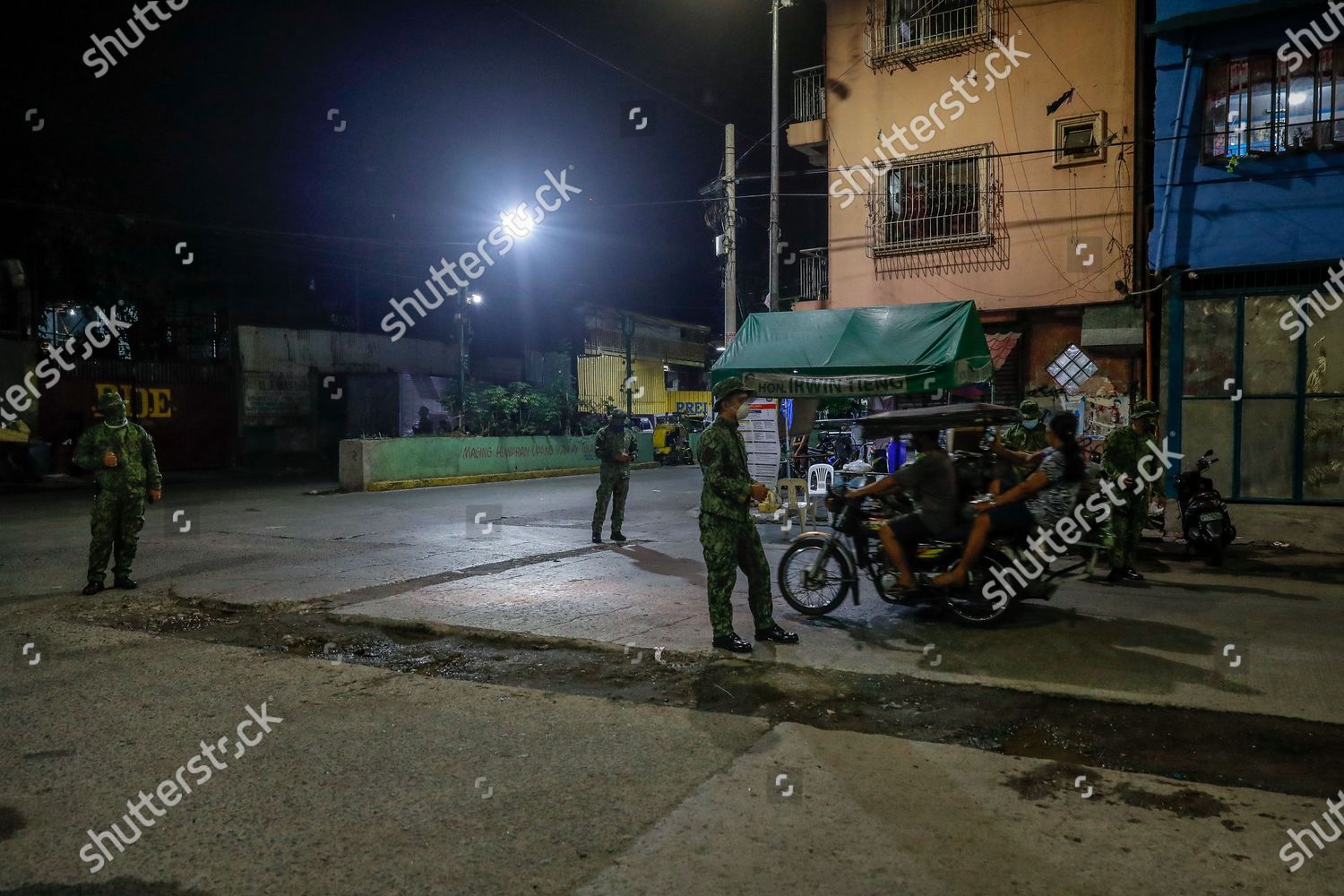 1825 Philippine Police Man Checkpoint Threewheeled Editorial Stock ...