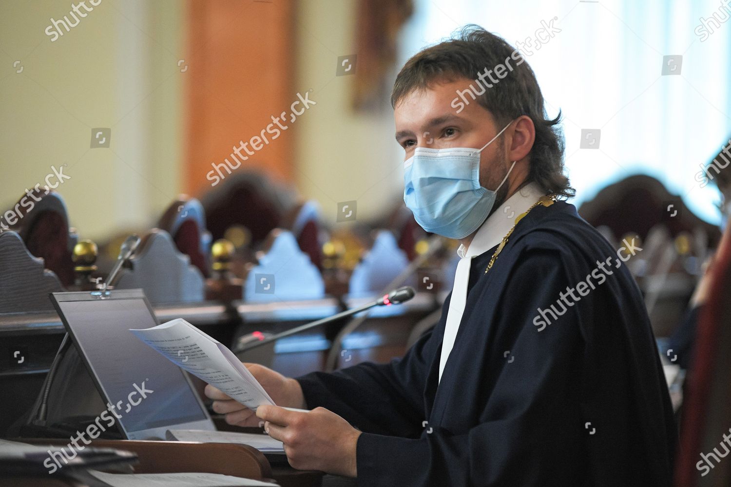 Judge Face Mask Partakes Hearing Great Editorial Stock Photo - Stock ...