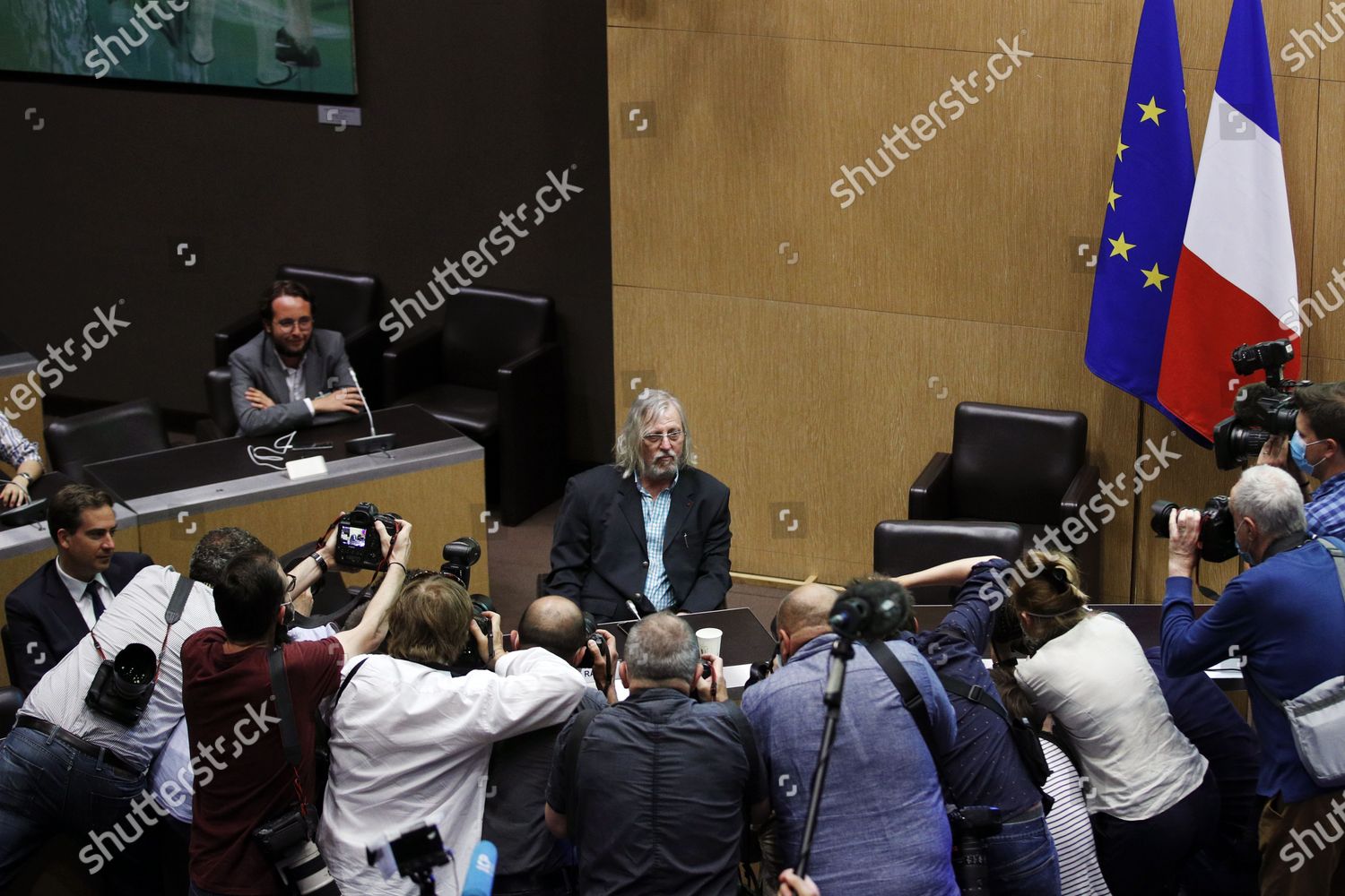 French Professor Didier Raoult Poses Photographs Editorial Stock Photo ...