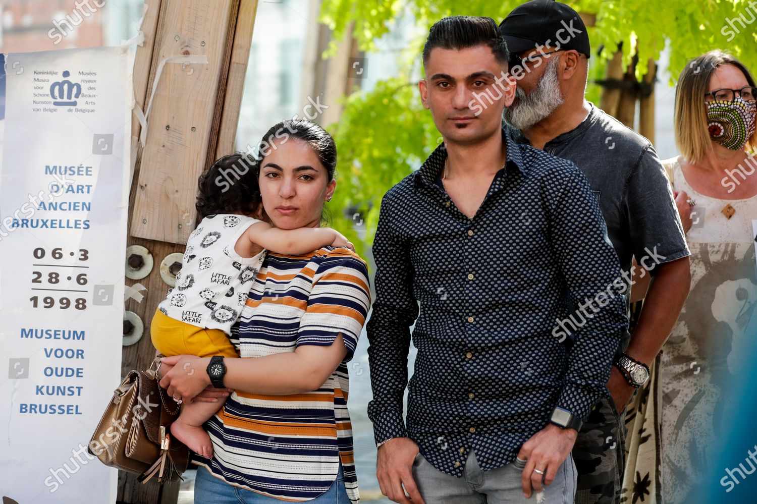 Mawdas Parents Their Daughter Arrive Courthouse Editorial Stock Photo ...