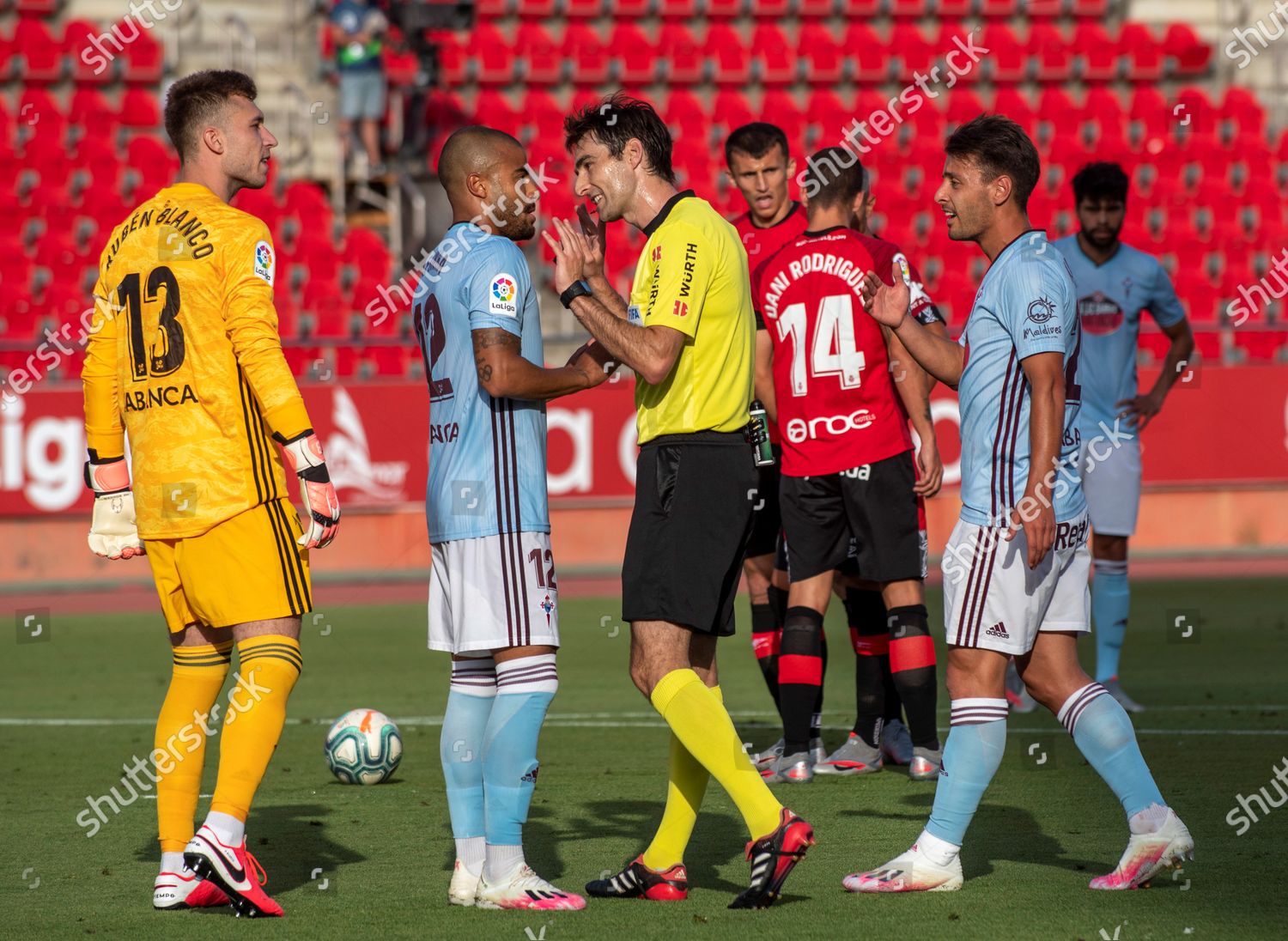 Referee Ricardo De Burgos Bengoetxea C Editorial Stock Photo - Stock ...