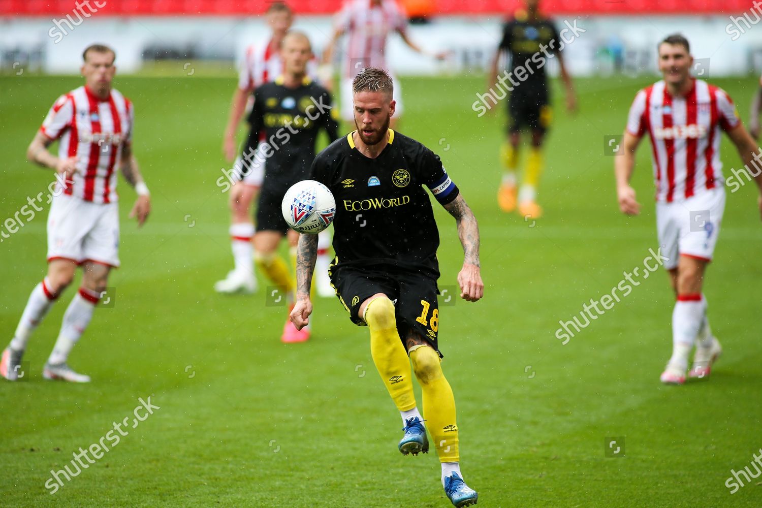 Pontus Jansson Brentford 18 During Efl Editorial Stock Photo - Stock Image | Shutterstock
