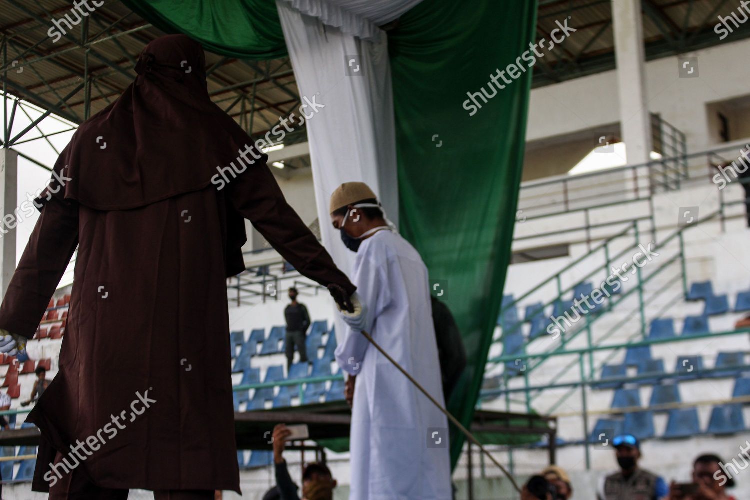 Executioner Whips Man Violating Islamic Sharia Editorial Stock Photo ...