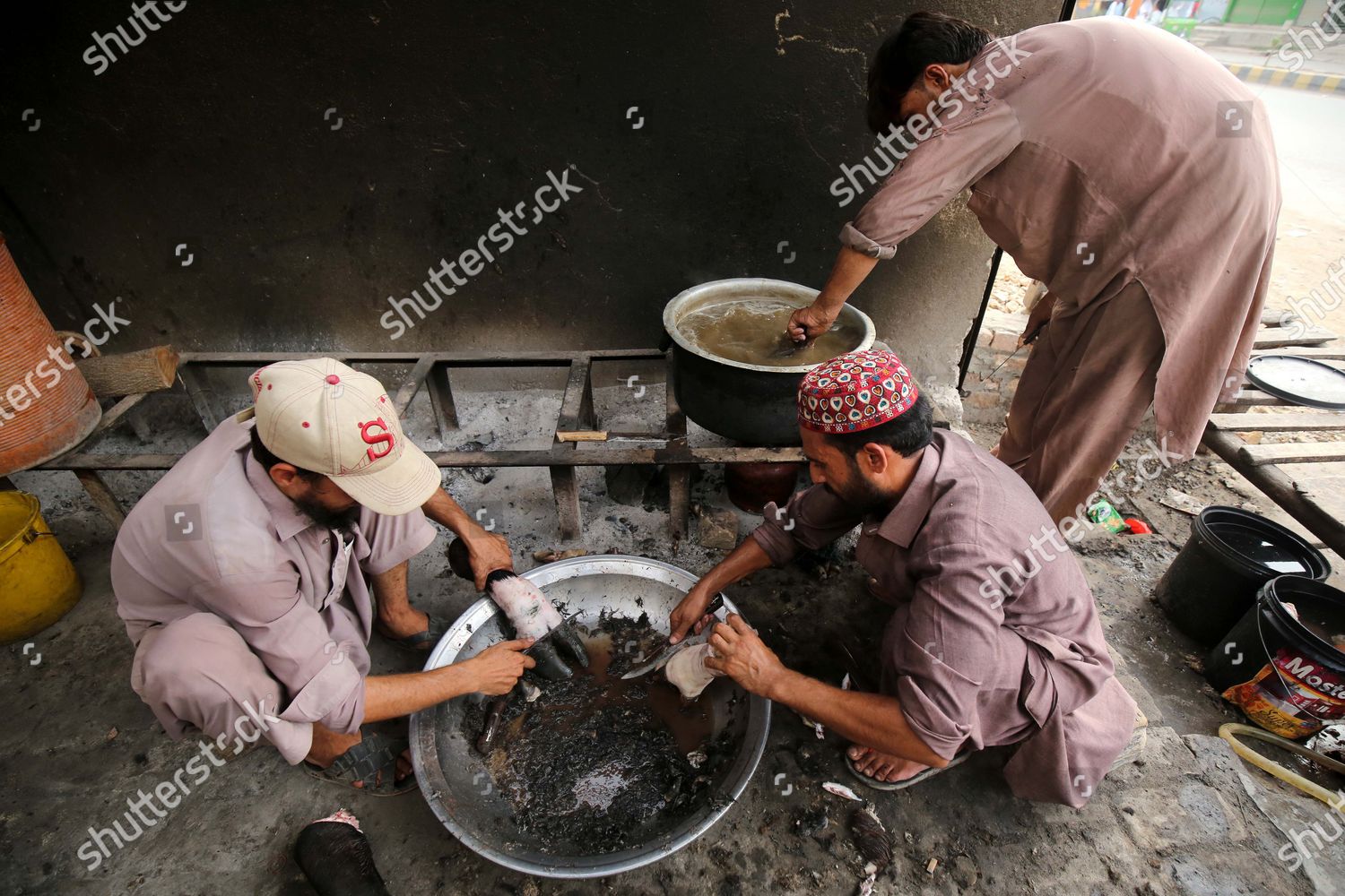Pakistani Men Prepare Sacrificial Animals Legs Editorial Stock Photo ...