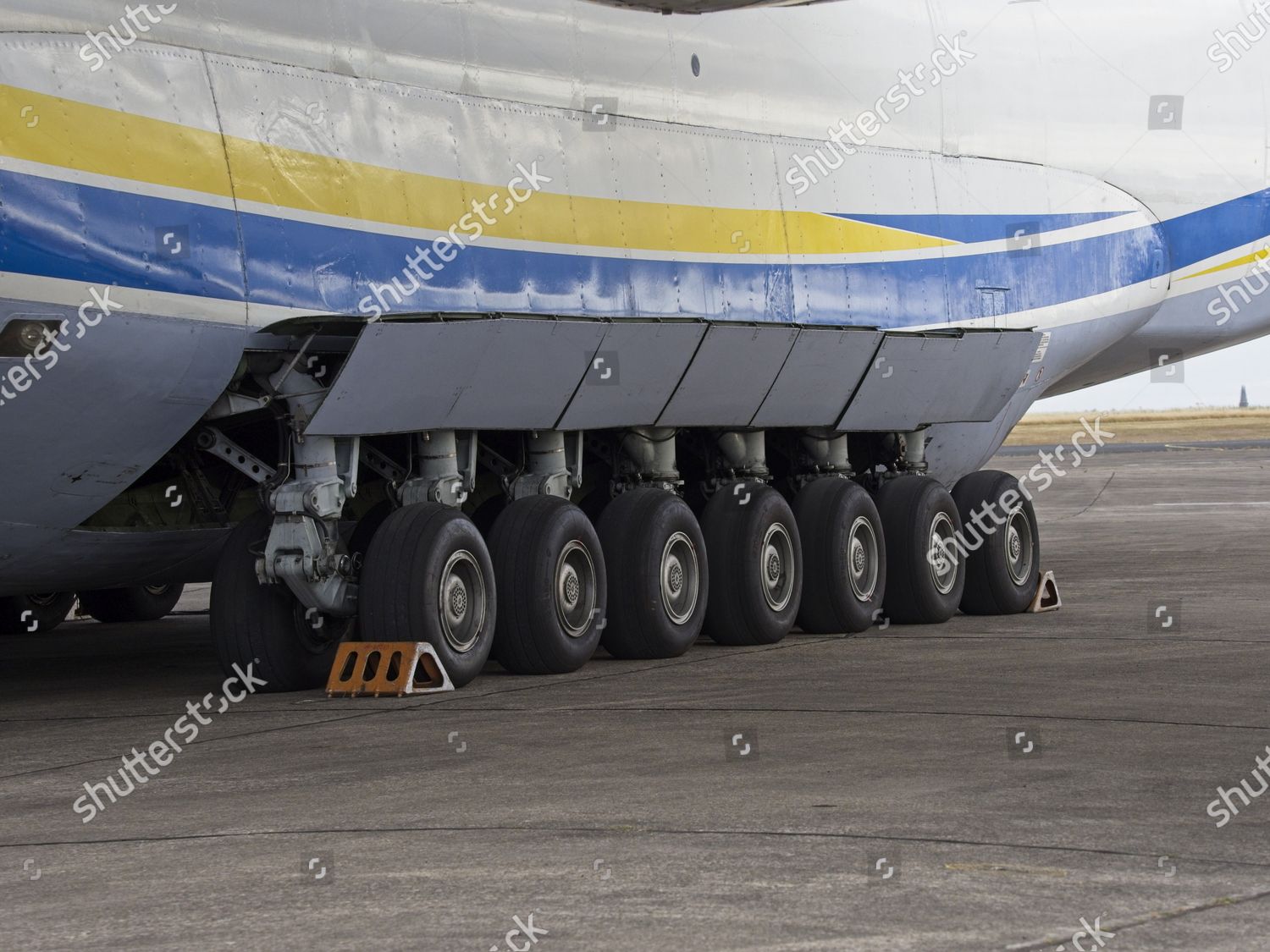 Worlds Largest Aircraft Antonov An225 Mriya Editorial Stock Photo ...