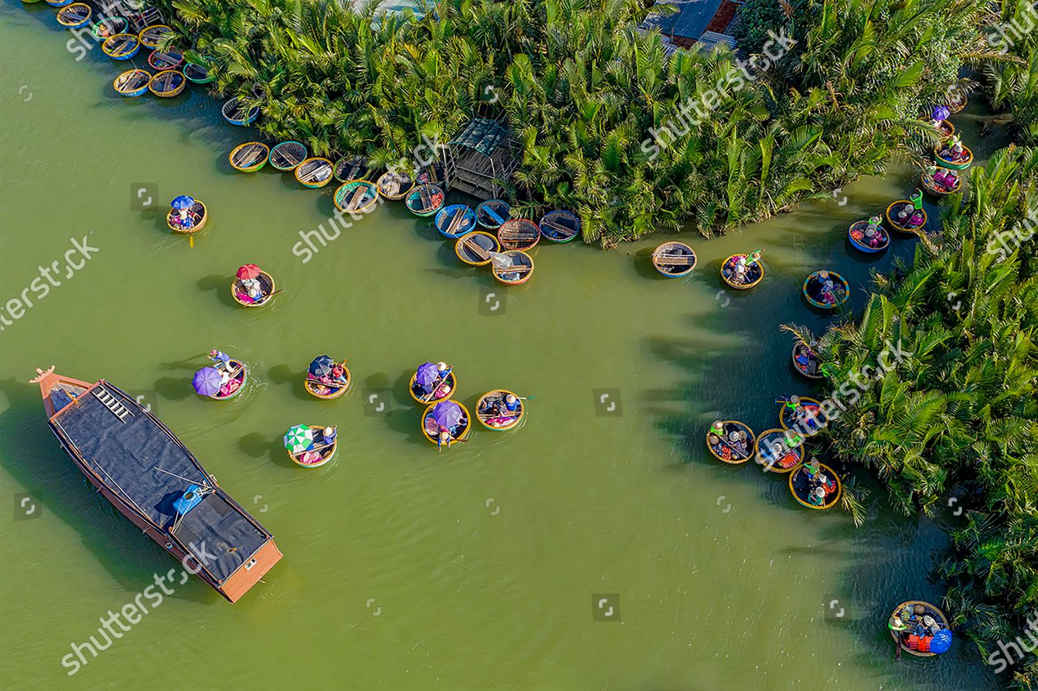 Circular Boats Make Their Way Through Editorial Stock Photo - Stock ...