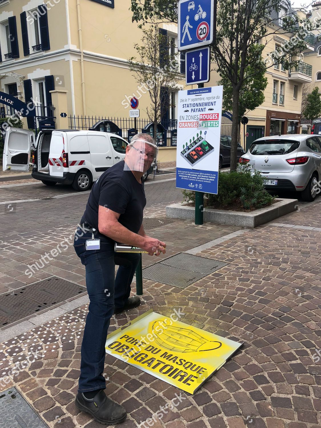 Wearing Mask Compulsory Putting Signage Streets Editorial Stock Photo ...