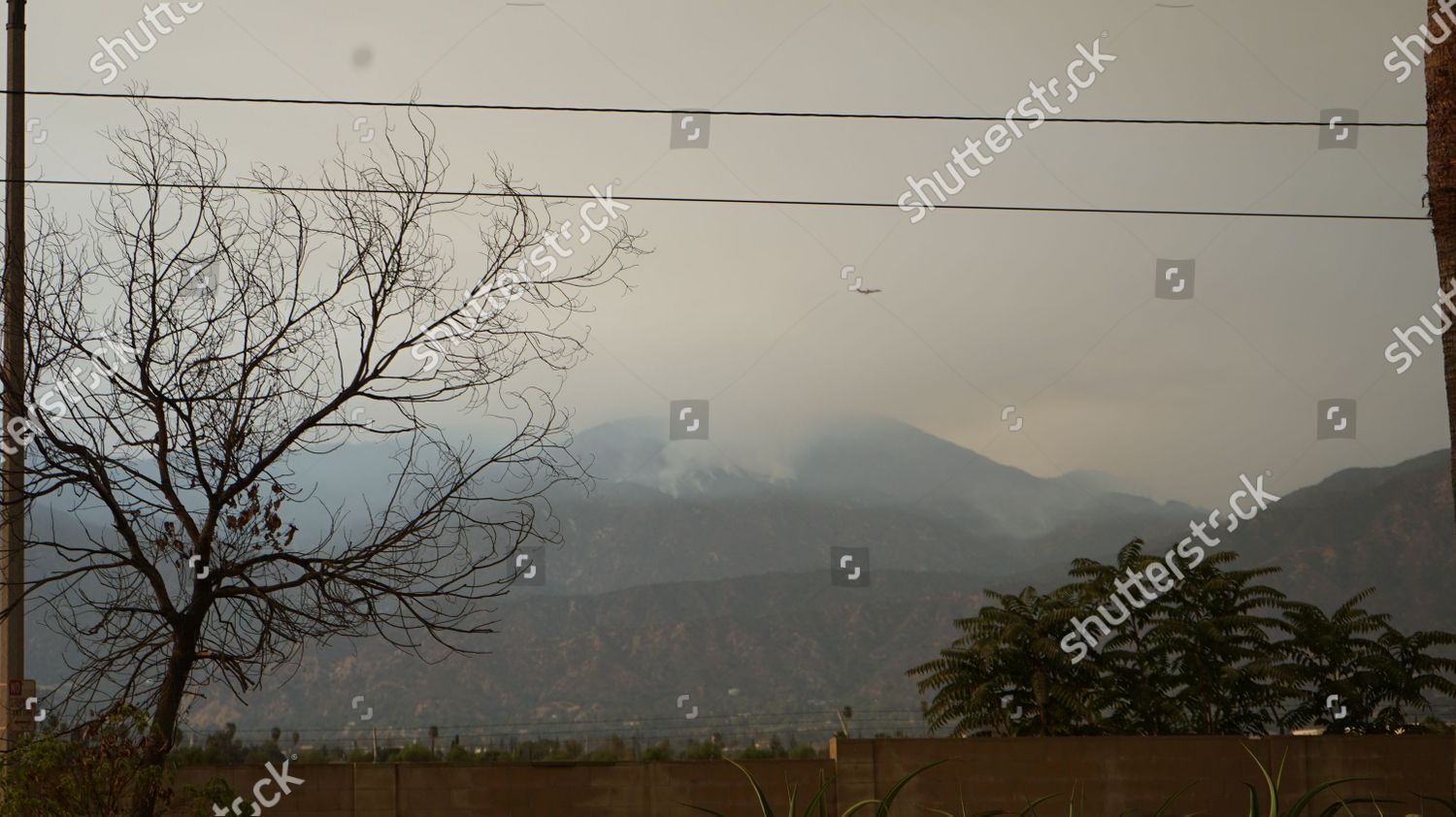 Smoke Wildfire Seen Monrovia Los Angeles Editorial Stock Photo - Stock ...