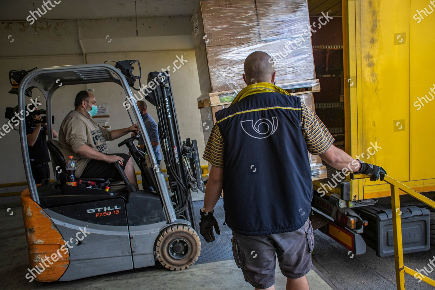 Staff Unload Boxes Respirators Truck Depot Editorial Stock Photo ...