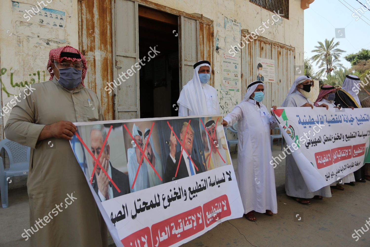 Palestinian Men Carry Exed Out Portraits Editorial Stock Photo - Stock ...